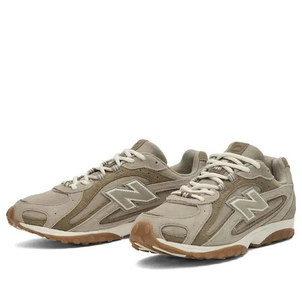 NEW BALANCE 204l Low Top Sneakers