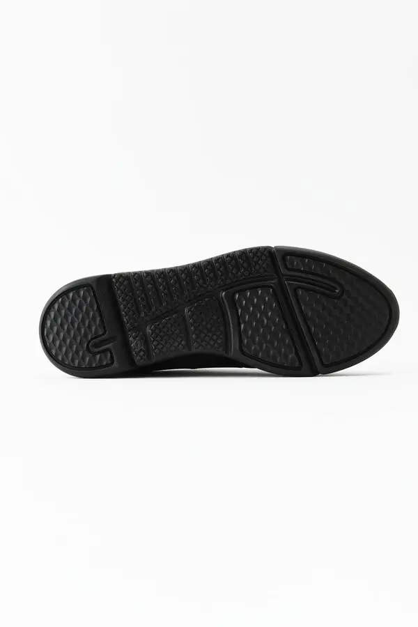 Axel Arigato Genesis Vintage Runner Sneakers