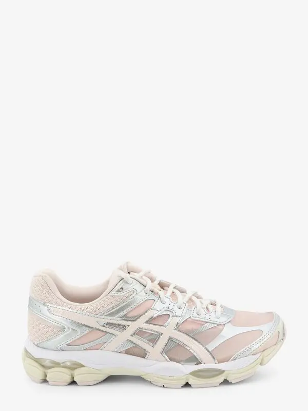 Asics Gelcumulus 16 Mesh Sneakers With Contrasting Inserts