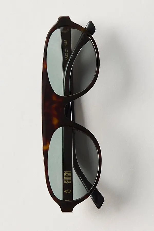 Free People Sloen Miss Giddy Sunglasses - Tobacco