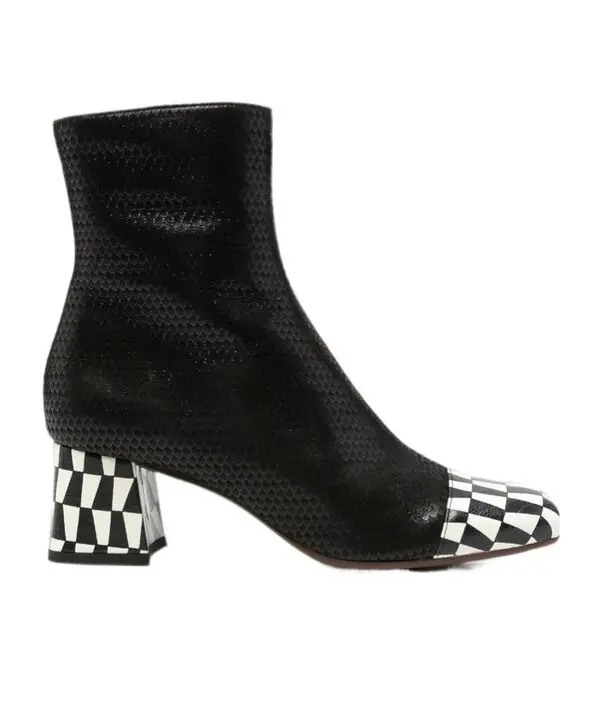 Chie Mihara Square-toe Ankle Boots - Black