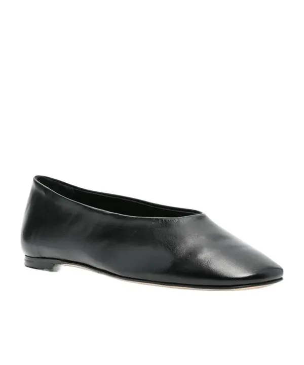 AeydĒ Round-toe Flats
