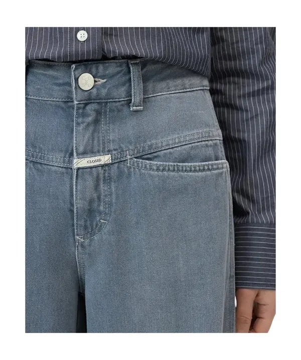 Closed Belt-loop Jeans