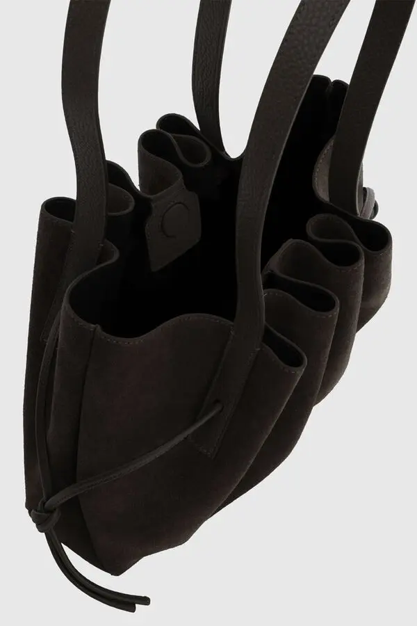 Yuzefi Scallop Shoulder Bag - No