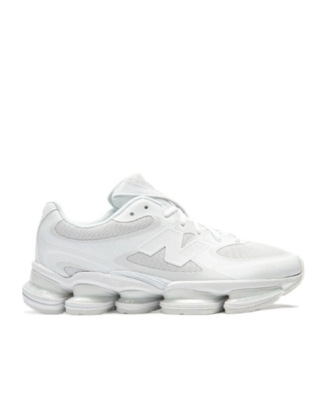 NEW BALANCE Round Toe Lace-up Sneakers - No