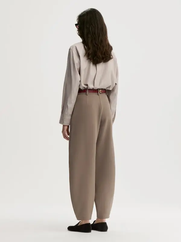 BY MALENE BIRGER Carlien High-waist Tapered Leg Trousers - Fosil
