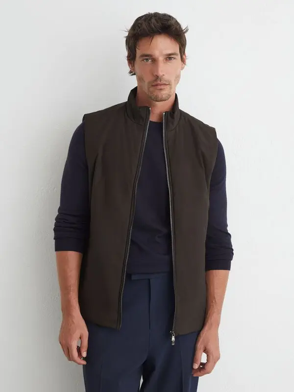 REISS Axel Technical Padded Zip-through Gilet - Dark Brown