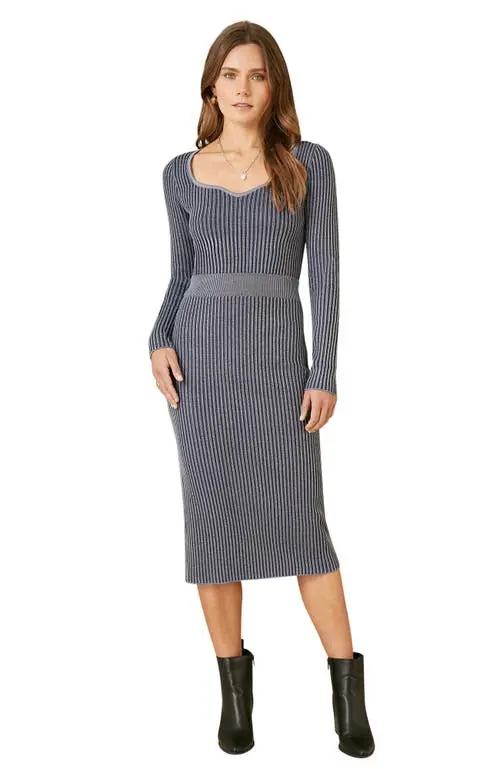 YUMI Sweetheart Neck Fitted Ribbed Knit Top