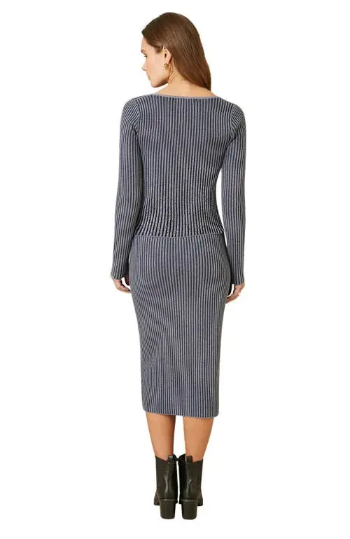 YUMI Sweetheart Neck Fitted Ribbed Knit Top