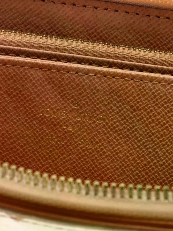 LOUIS VUITTON Zippy Wallet Fall For You Monogram Canvas Small Wallets