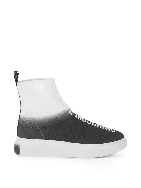 Moschino Love Logo-embroidered Sneakers - Black