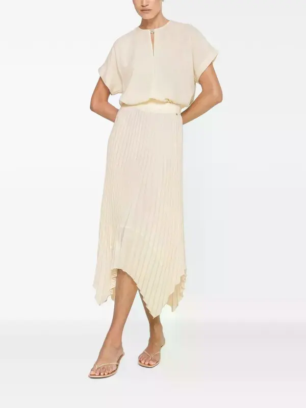NISSA Short-sleeve Top