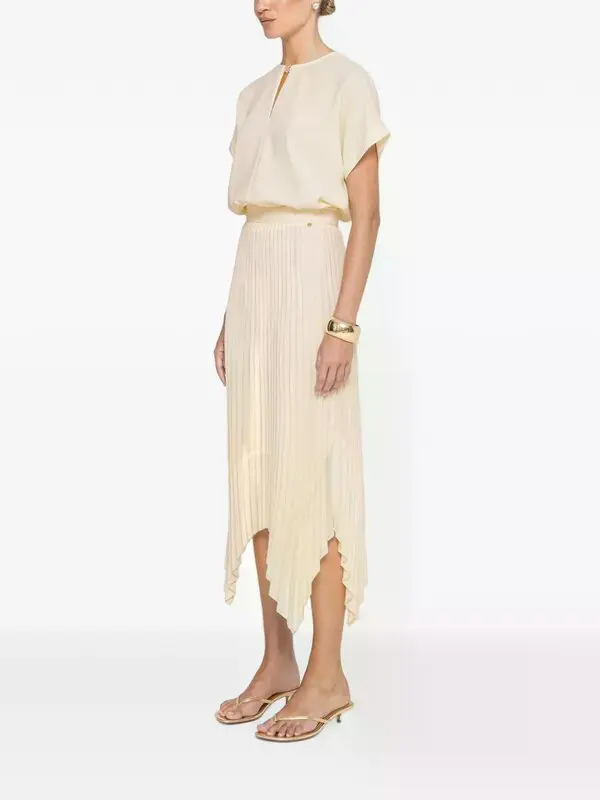 NISSA Short-sleeve Top
