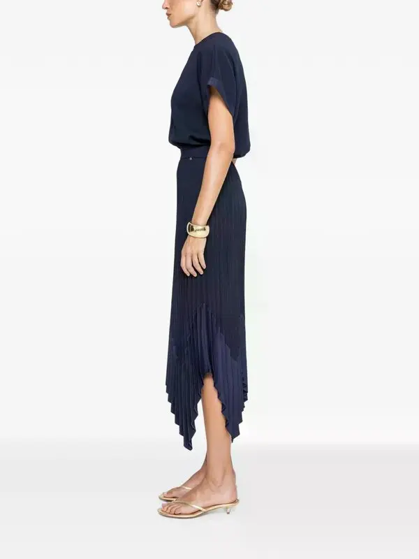 NISSA Short-sleeve Top
