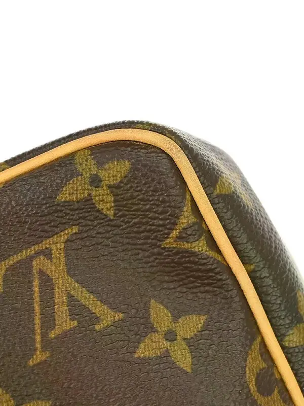 LOUIS VUITTON 2005 Monogram Batignolles Tote Bag