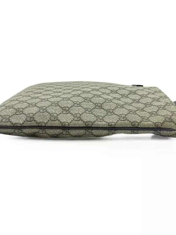 Gucci Gg Supreme Monogram Shoulder Bag