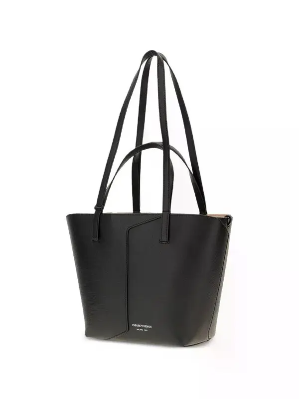 Emporio Armani Logo-print Leather Shoulder Bag - Black