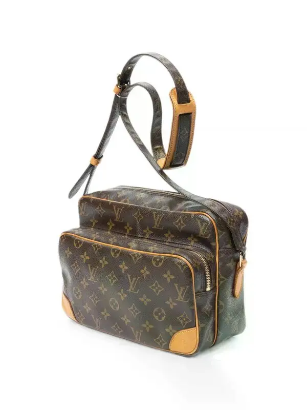LOUIS VUITTON Nil Monogram Shoulder Bag