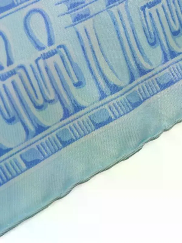 Hermès 2000s 90 Tutankhamun Printed Scarf - Blue