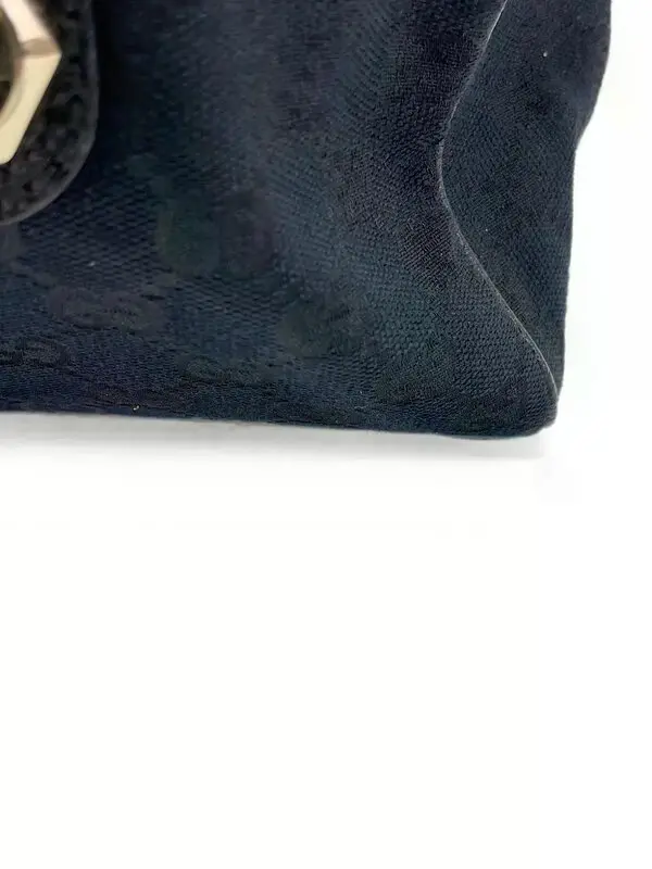 Gucci Gg Supreme Shoulder Bag
