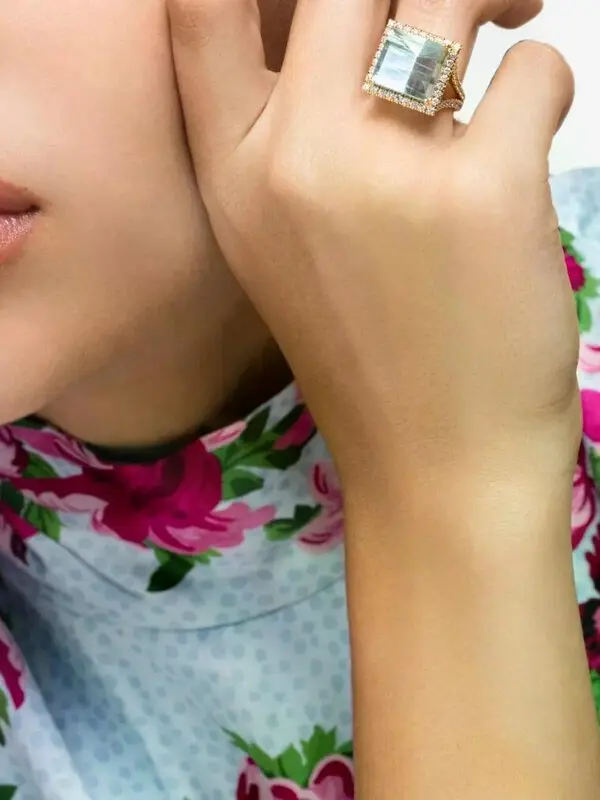 LISA NIK Green Beryl And Diamond Ring - Gold