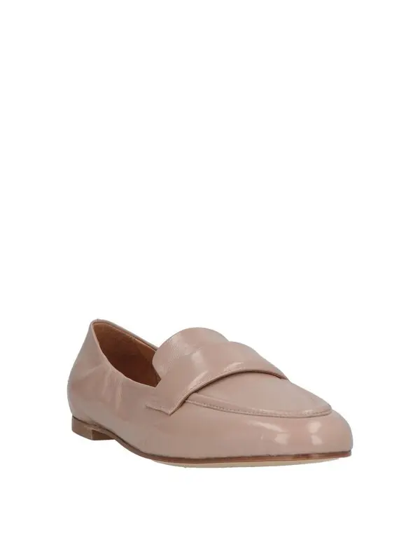 HALMANERA Leather Loafers