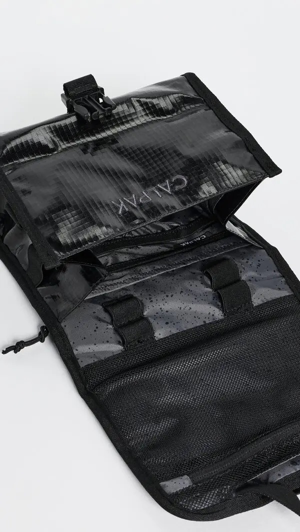 CALPAK Terra Hanging Toiletry Bag