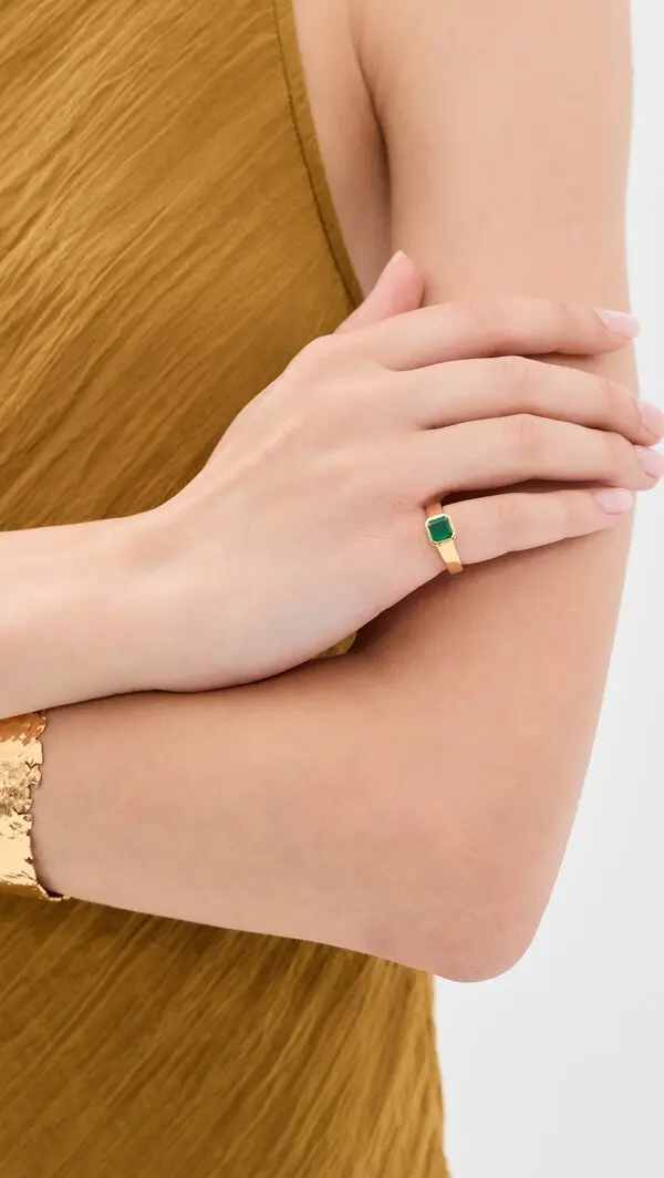 Shashi Pinky Signet Ring