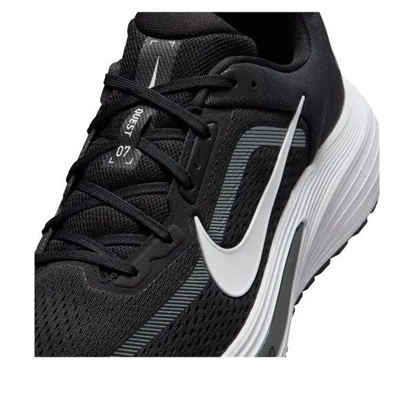 Nike Quest Athletic Sneakers