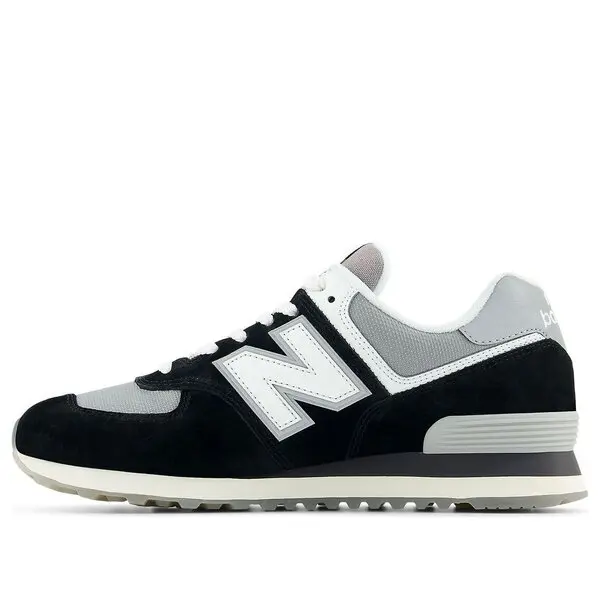 NEW BALANCE 574 Sneakers - Black/white