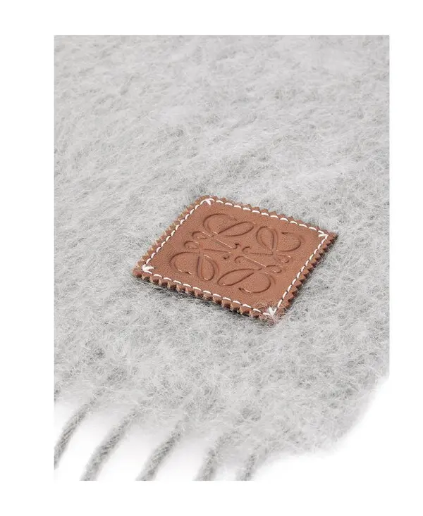 Loewe Logo Patch Fringed Scarf