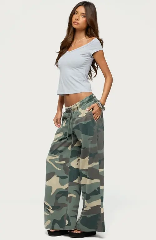 EDIKTED Allen Camo Wide Leg Sweatpants