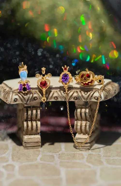 GIRLS CREW Evil Queen Set Of 4 Earrings With Cubic Zirconia