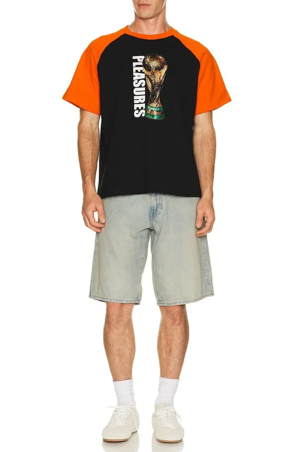 PLEASURES Trophy Raglan Tee