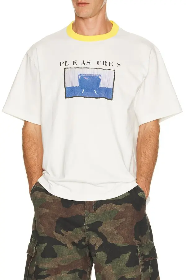 PLEASURES X Talking Heads Speaking Heavyweight Tee