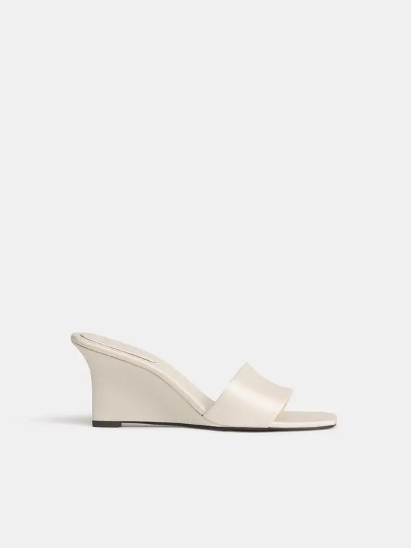 REFORMATION Gabriella Wedge - Ivory