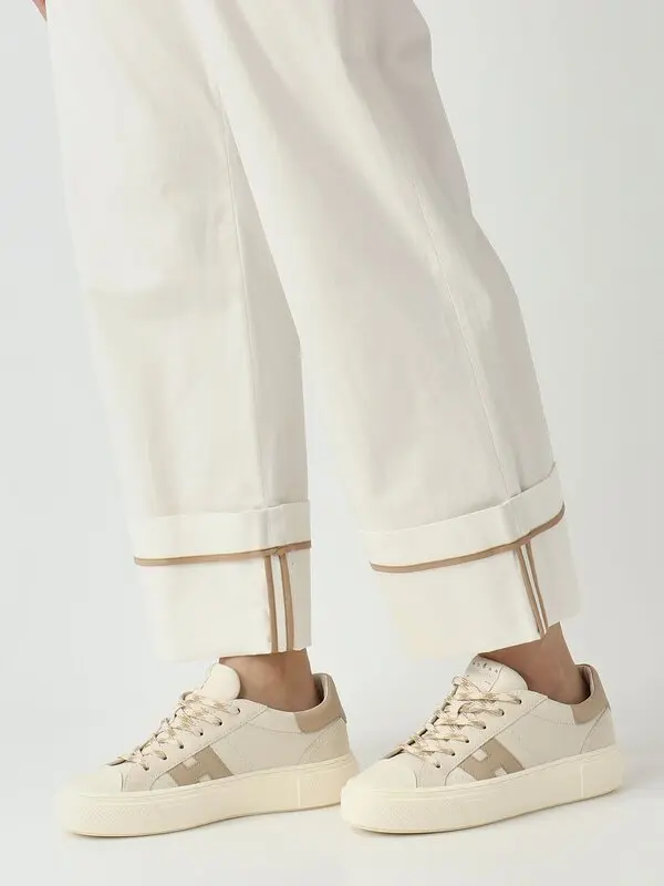 Herno High-waisted Wide-leg Trousers In Water-repellent Cotton Gabardine - White