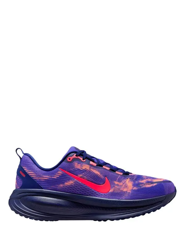 Nike Athletic Lace-up Sneakers