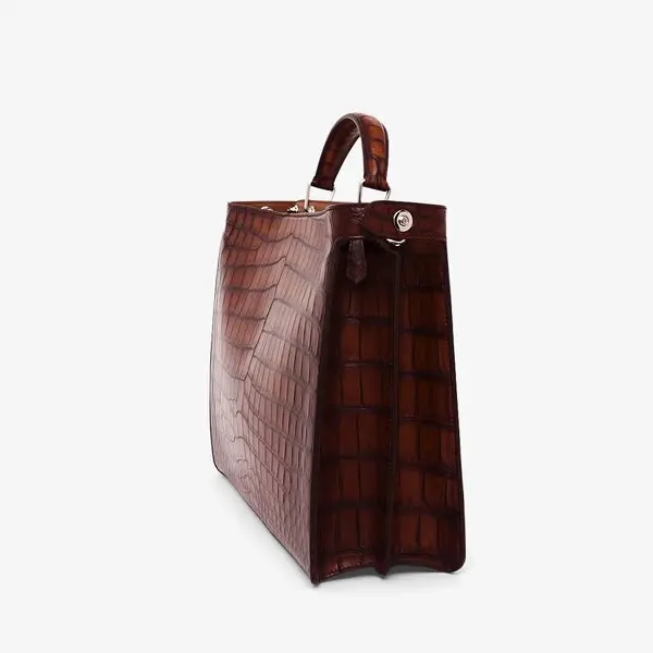 Fendi Peekaboo Iseeu Medium