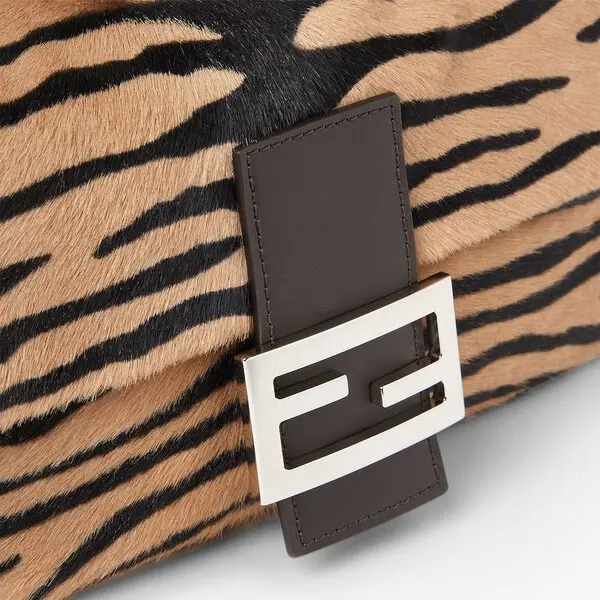 Fendi Baguette® 26424