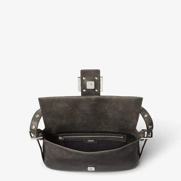 Fendi Baguette® 26424