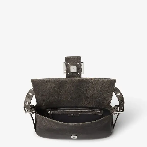 Fendi Baguette® 26424