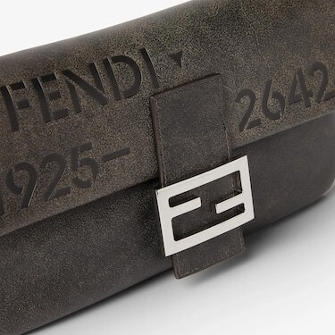 Fendi Baguette® 26424