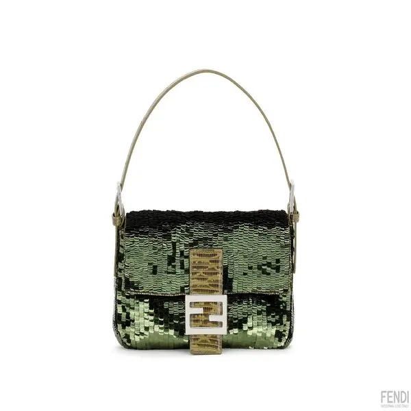 Fendi Baguette® 26424