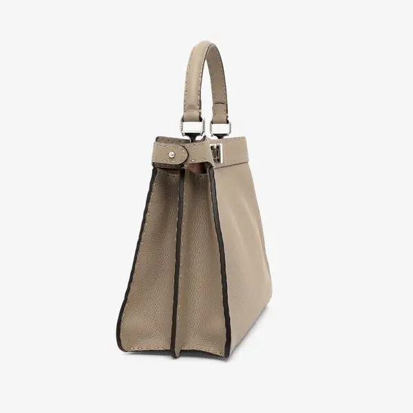 Fendi Peekaboo Iseeu Medium