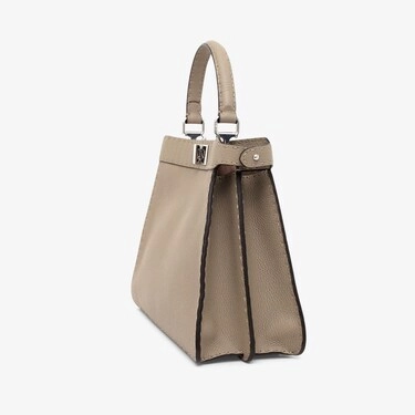 Fendi Peekaboo Iseeu Medium