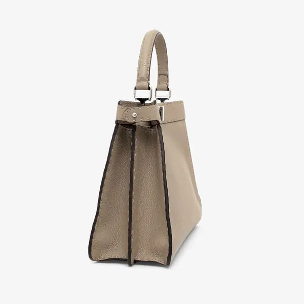 Fendi Peekaboo Iseeu Medium