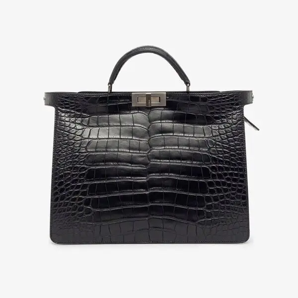 Fendi Peekaboo Iseeu Medium