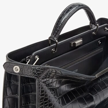 Fendi Peekaboo Iseeu Medium