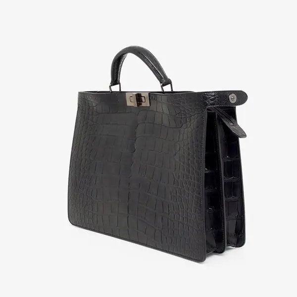 Fendi Peekaboo Iseeu Medium